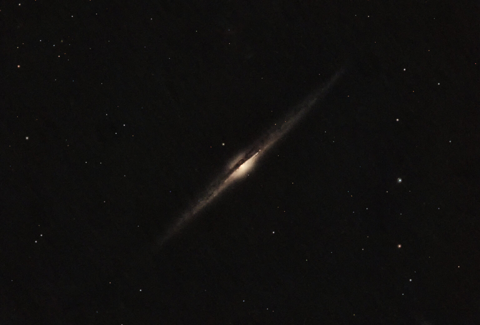 系外銀河（NGC4565） | 天体写真ギャラリー